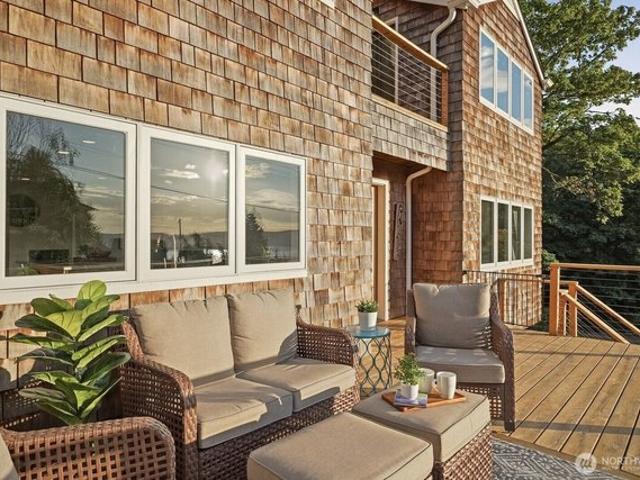1113 Goat Trail Rd, Mukilteo, WA 98275