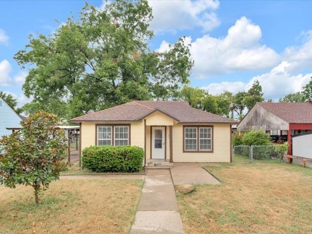 1113 Hudgins Ave, Fort Worth, TX 76111