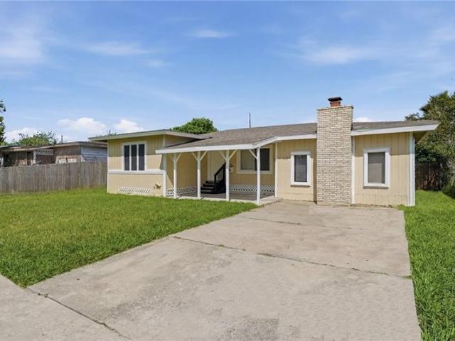 1113 Hazel Dr, Corpus Christi, TX 78412