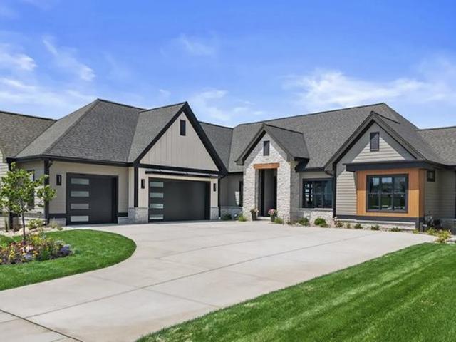 1113 Kyron Dr, Waunakee, WI 53597