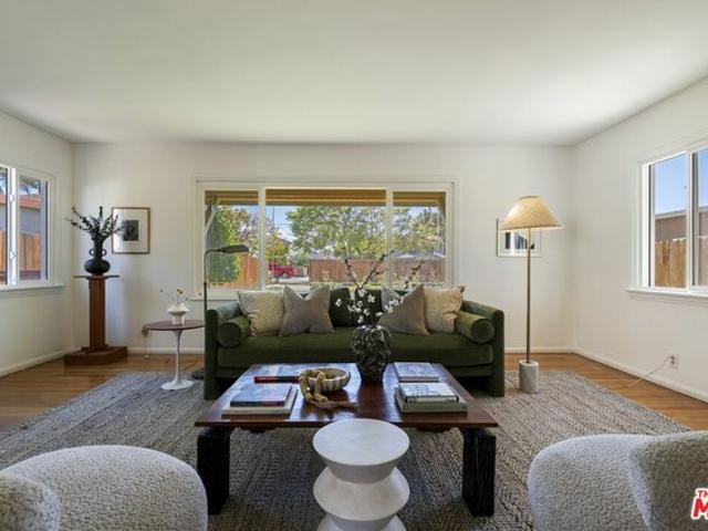 1113 Palms Blvd, Venice, CA 90291