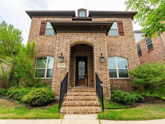 1113 Peacock Boulevard