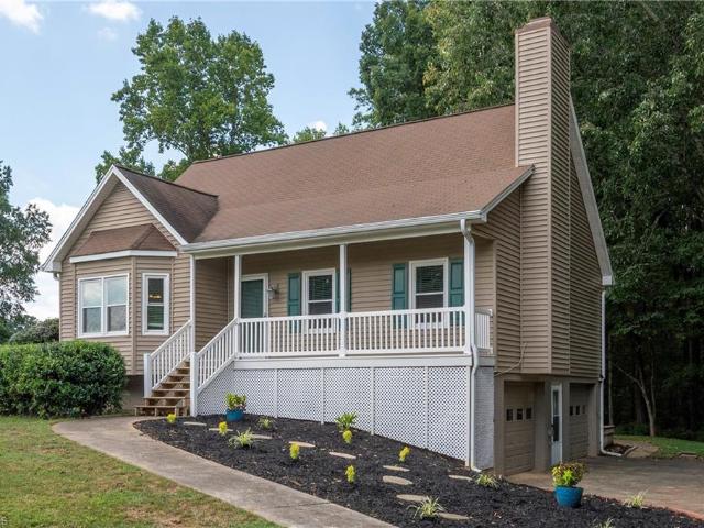 1113 Ridgecliff Drive