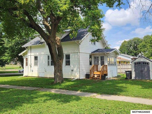 1113 S Washington Ave, Mason City, IA 50401