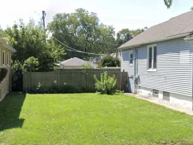 1113 W 123rd St, Calumet Park, IL 60827