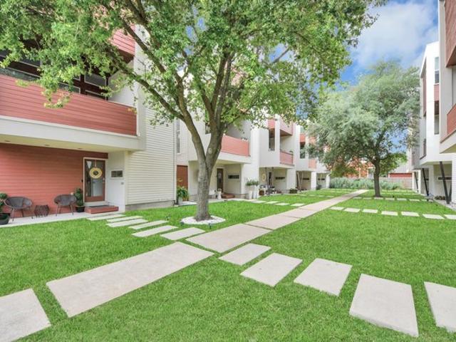 1113 W 17th St, Houston, TX 77008
