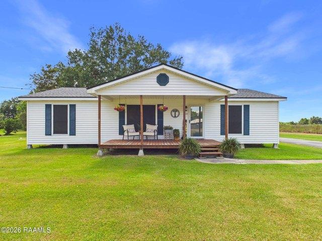 1113 Willow Cove Rd, Church Point, LA 70525