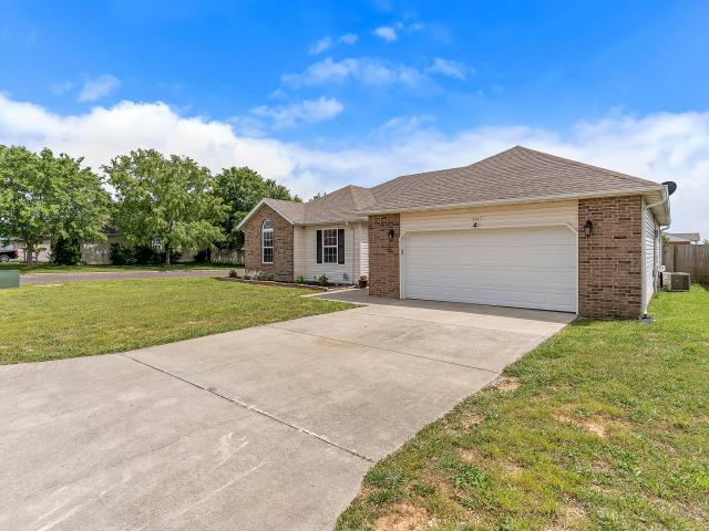 1113 Woodland Ridge Drive