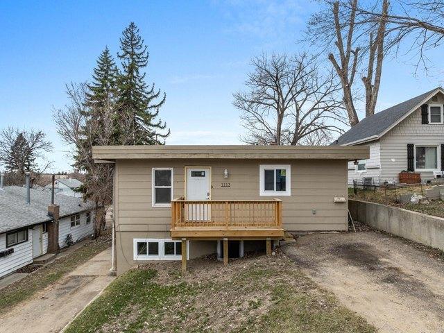 1113 10th St NW, Minot, ND 58703