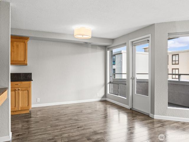 1113 5th Avenue S # 207