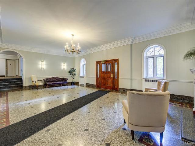 111 3 th Road, Unit D1
