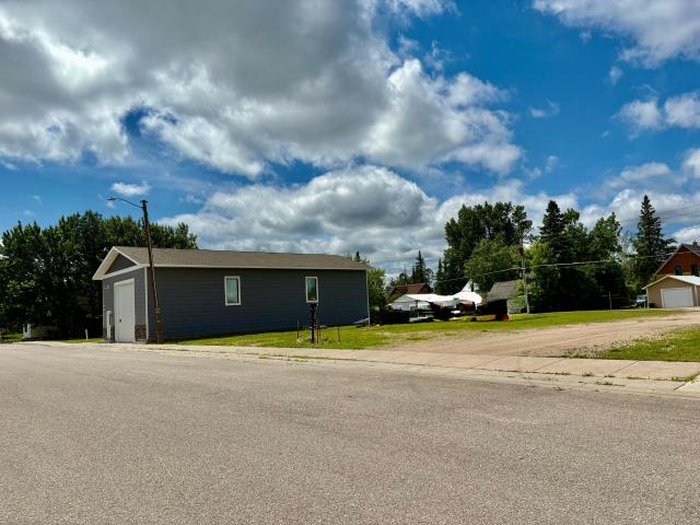 111 3rd Avenue SE