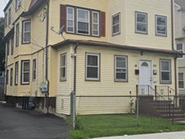 111 113 Kent St, Hartford, CT 06106