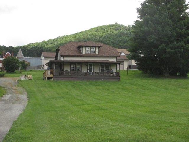 111 125 Library, Independence, VA 24348