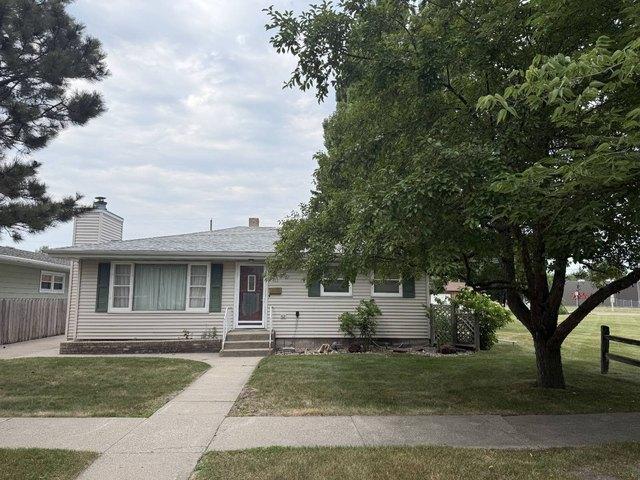 111 13th St NW, Devils Lake, ND 58301