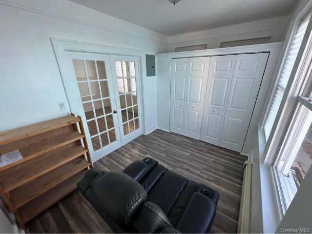 111 1 th Avenue | Compass