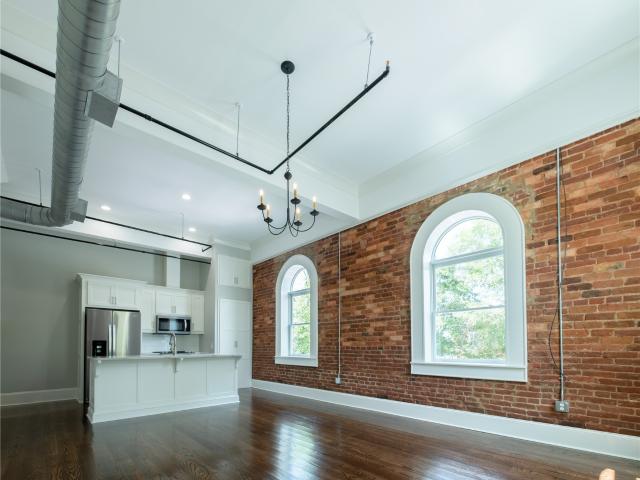 111 201 W Jefferson Street 201