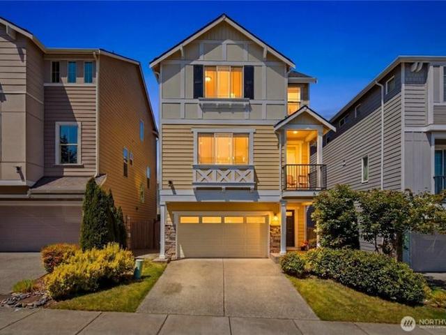 111 210th St SW, Lynnwood, WA 98036