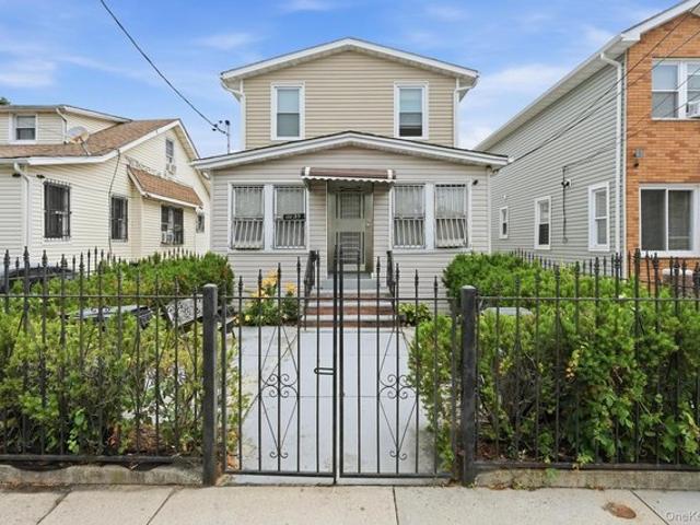111 35 th St, Jamaica, NY 11433
