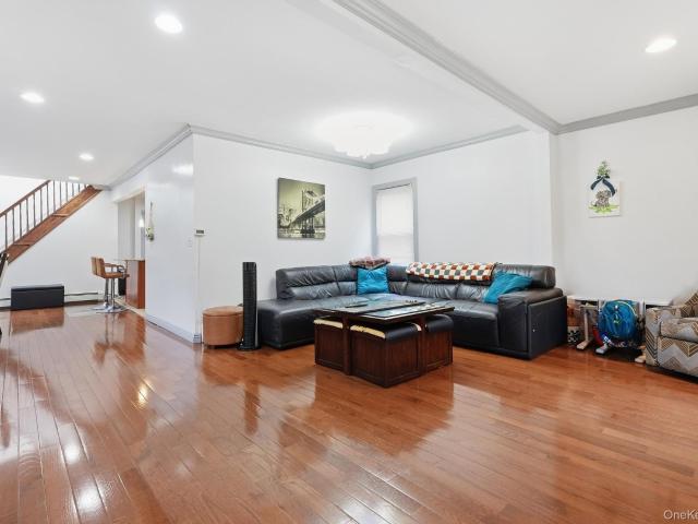 111 35 th Street