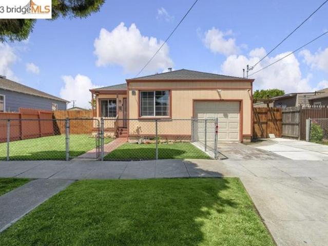 111 41st St, Richmond, CA 94804