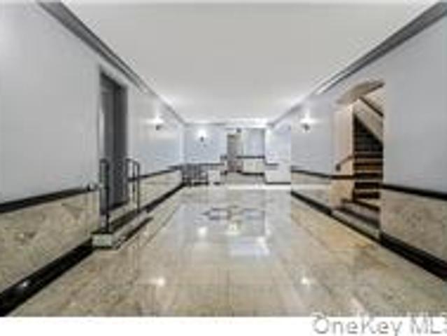 111 4 Avenue 62B
