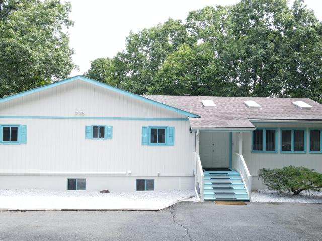 111 Cottonwood Drive