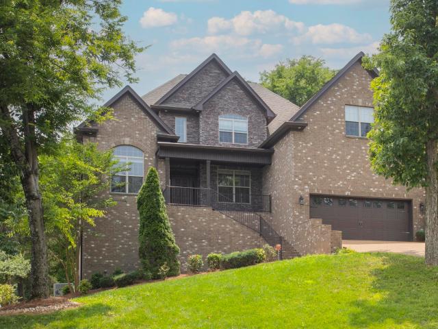 111 Country Hills Dr