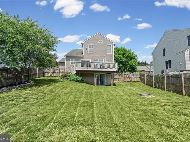 111 Cove Point Way