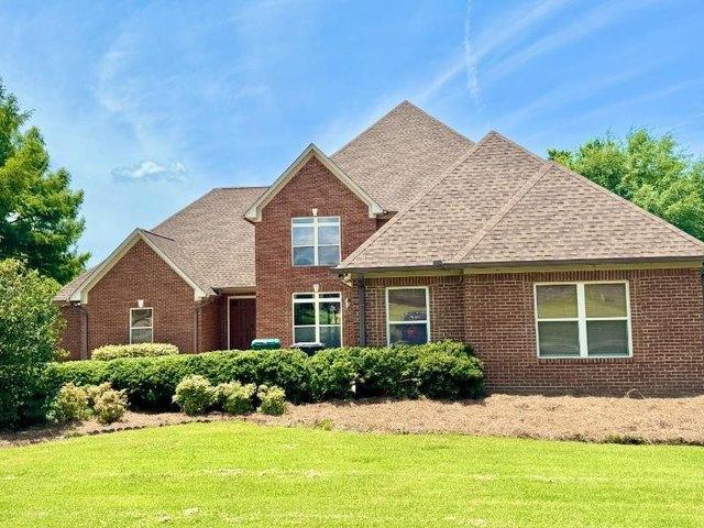 111 Caitlyn Dr, Saltillo, MS 38866