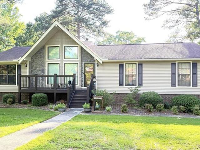 111 Camille Cir, Clanton, AL 35045