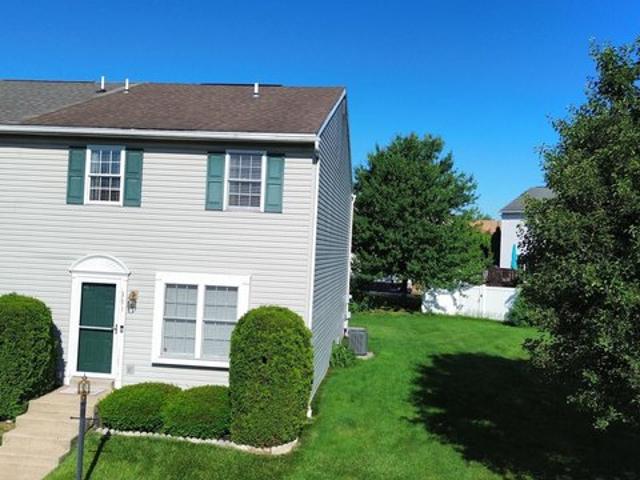 111 Canberra Ct, Reading, PA 19608