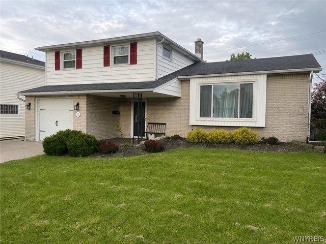 111 Caprice Dr, Buffalo, NY 14227