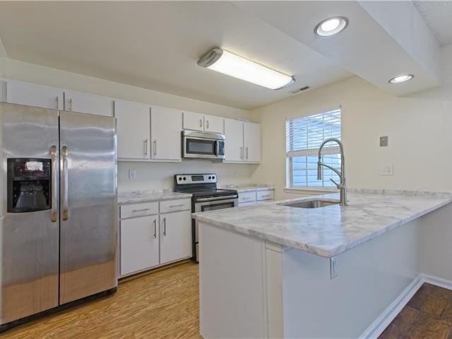 111 Castilian DR