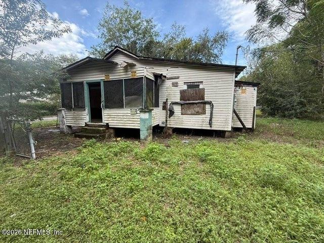 111 Cedar Ave, Palatka, FL 32177