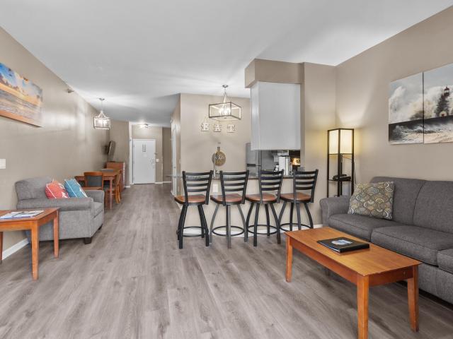 111 Center St, Unit 150