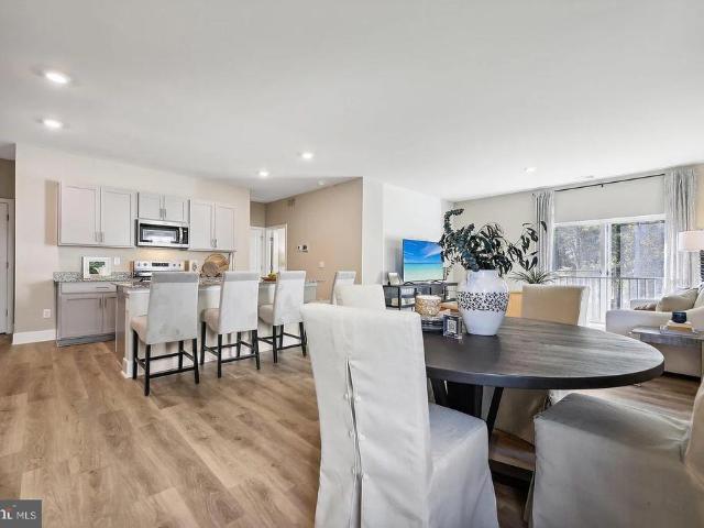 111 Charing Cross Drive