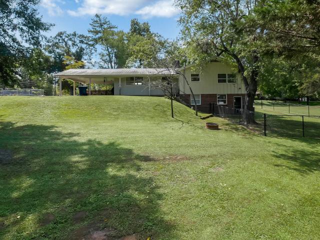 111 Clebourne Avenue