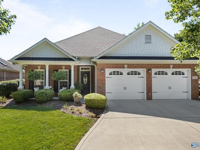 111 Crestmont Rd, Madison, AL 35756