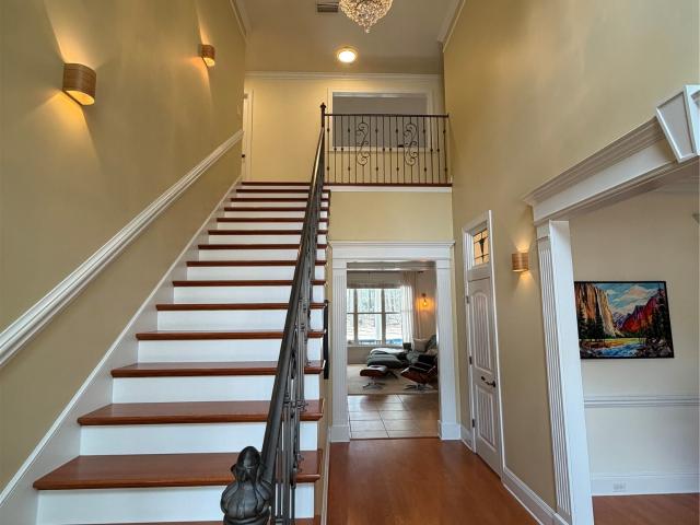 111 Aberdeen Avenue