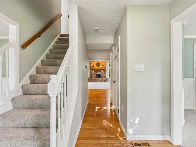 111 Aberdeen Dr