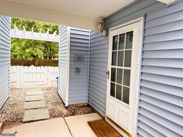 111 Almond Dr # 111