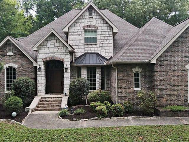 111 Apple Blossom Dr, Arkadelphia, AR 71923