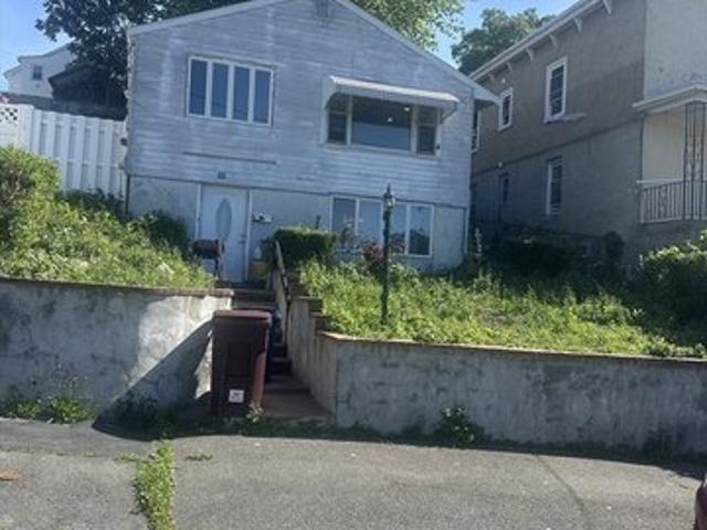 111 Arnold St, Revere, MA 02151