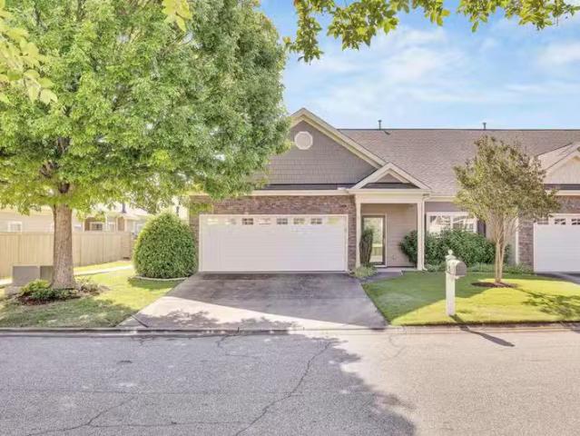 111 ASHGROVE LN, GREENVILLE, SC 29607 Condo/Townhome For Sale.