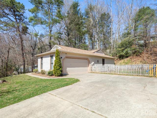 111 Averys Creek Lane