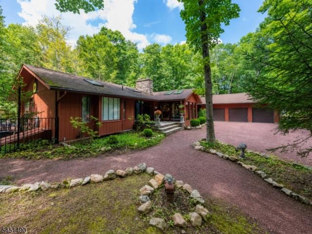 111 Ballantine Rd