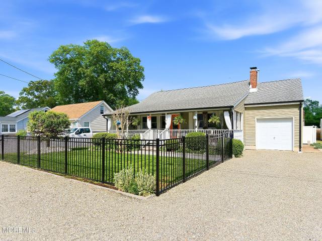 111 Bash Road