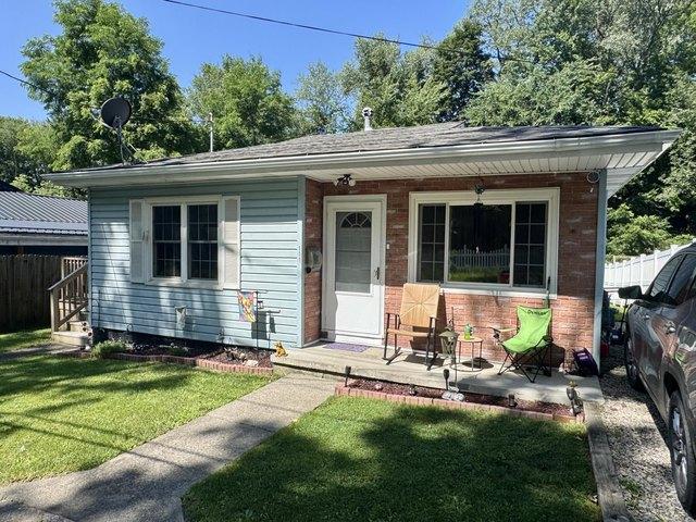 111 Beyer Ave, Punxsutawney, PA 15767