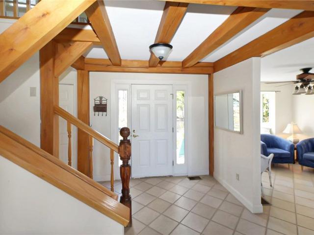 111 Beach St, North Kingstown, RI